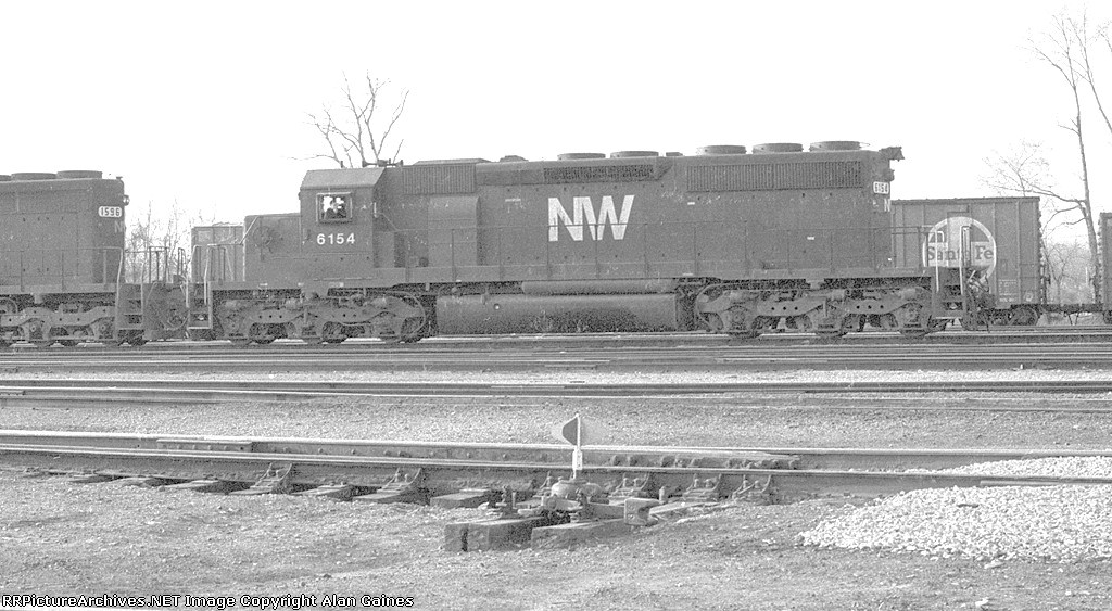 N&W SD-40-2 6154